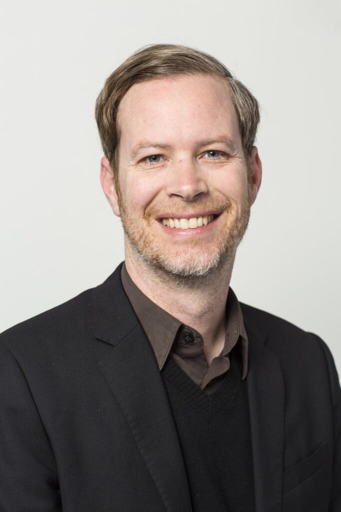 Chris Meek - Research Portal